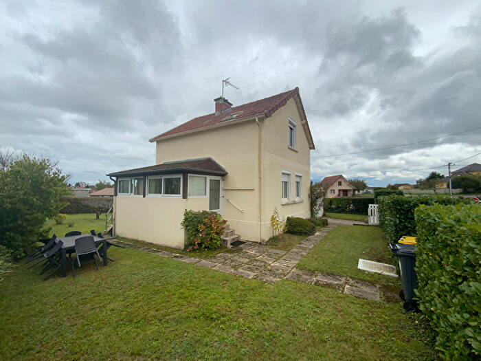 Maison à vendre - Montcenis - 5 pièces - 3 chambres