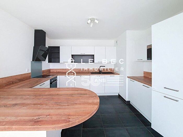 Appartement 5 pièces à Centre Ville, Lorient, à louer