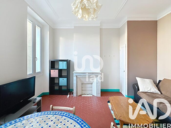 Appartement à louer - Marseille e , Le Camas - 3 pièces - 2 chambres
