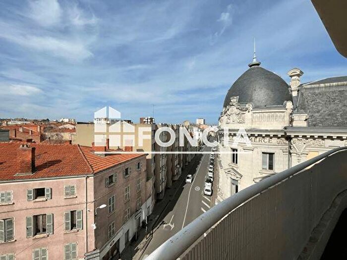 Appartement à louer - Le Centre-Centre Ville, Roanne - 4 pièces - 2 chambres