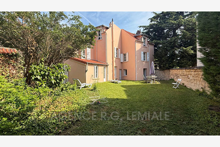 Maisons-Laffitte, Centre-ville - Maison 9 pièces à vendre