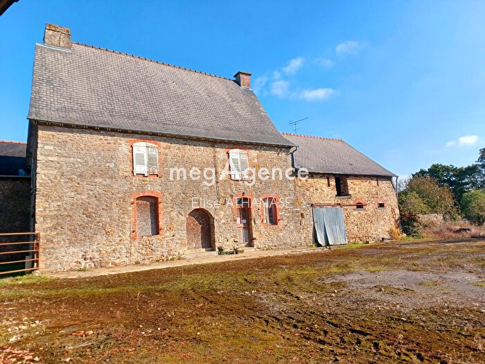 Maison à vendre - Saint-Christophe-des-Bois - 4 pièces - 3 chambres