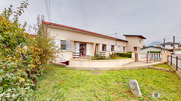 Maison à vendre - Échirolles, Village, La Commanderie - 6 pièces - 5 chambres