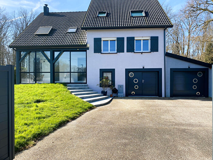 Maison à vendre - Courtenay - 9 pièces - 5 chambres