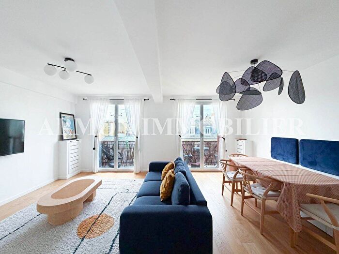 Appartement à louer - Courcelles-Wagram, Paris ème arrondissement - 3 pièces - 2 chambres