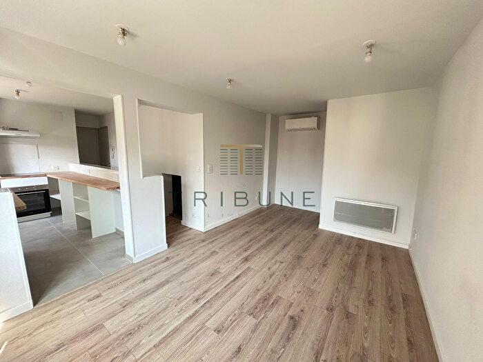 Appartement à louer - Agen, Malconte - 1 pièce