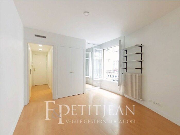 Appartement 1 pièce à louer à Auteuil Nord, Paris 16ème arrondissement