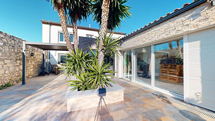 Maison à vendre - Sigean - 8 pièces - 5 chambres