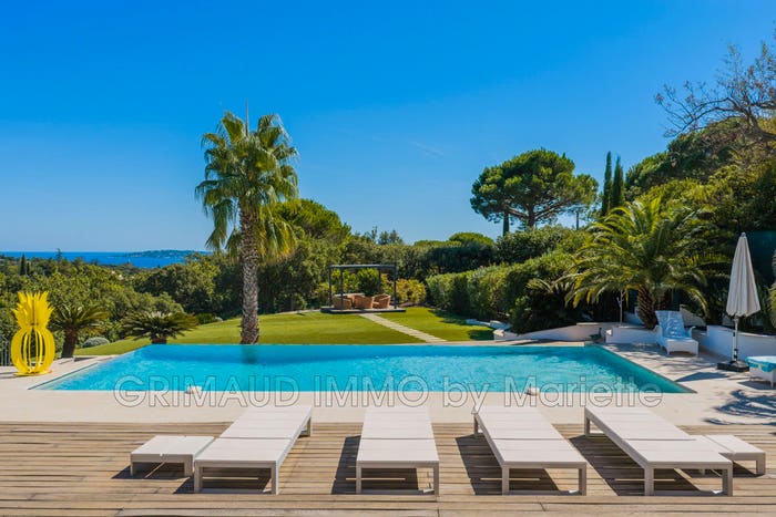 Maison 7 pièces à vendre à Grimaud