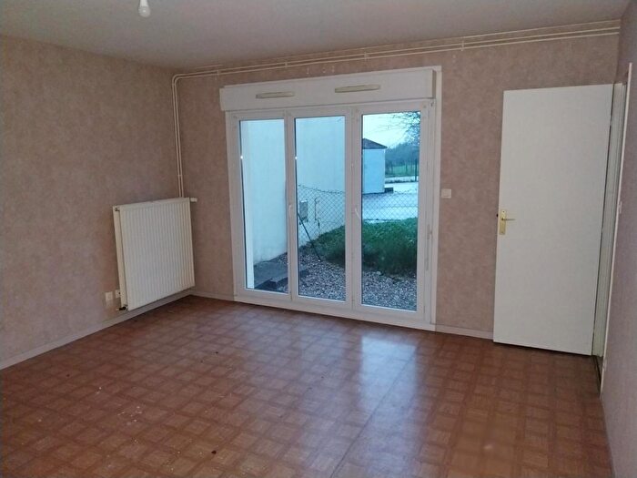 Appartement à louer - Saulieu - 4 pièces - 3 chambres