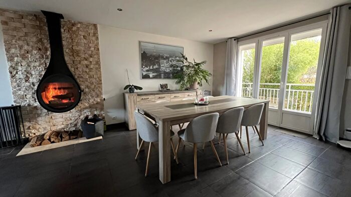 Maison à vendre - Les Clayes-sous-Bois, Centre-ville - 6 pièces - 4 chambres