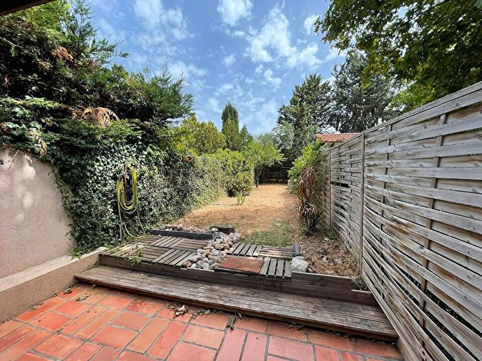 Appartement à louer - Les Milles, Aix-en-Provence - 2 pièces - 1 chambre