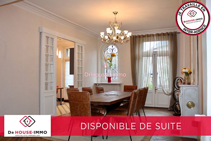 Maison à vendre - Montargis, Centre-ville - 9 pièces - 7 chambres