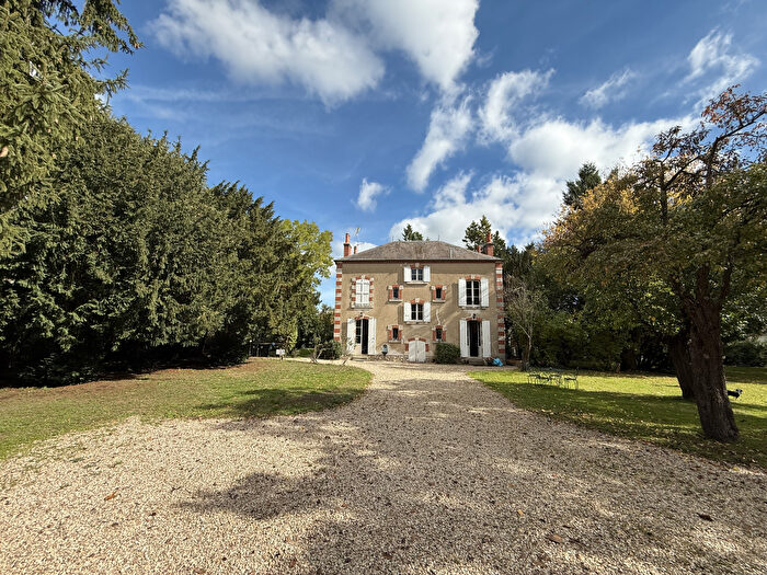 Maison à vendre - Léré - 11 pièces - 6 chambres