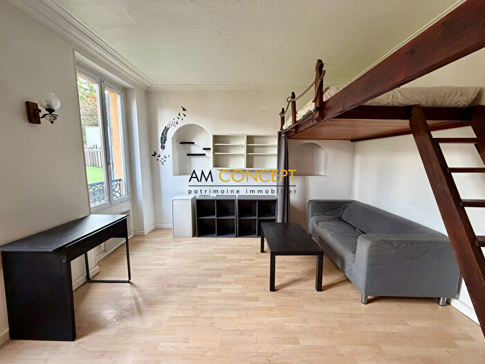 Appartement 1 pièce à vendre à Les Lilas, Decros, Convention