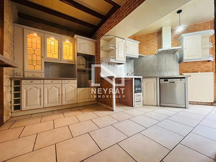 Maison à vendre - Montceau-les-Mines, Centre-ville - 6 pièces - 4 chambres