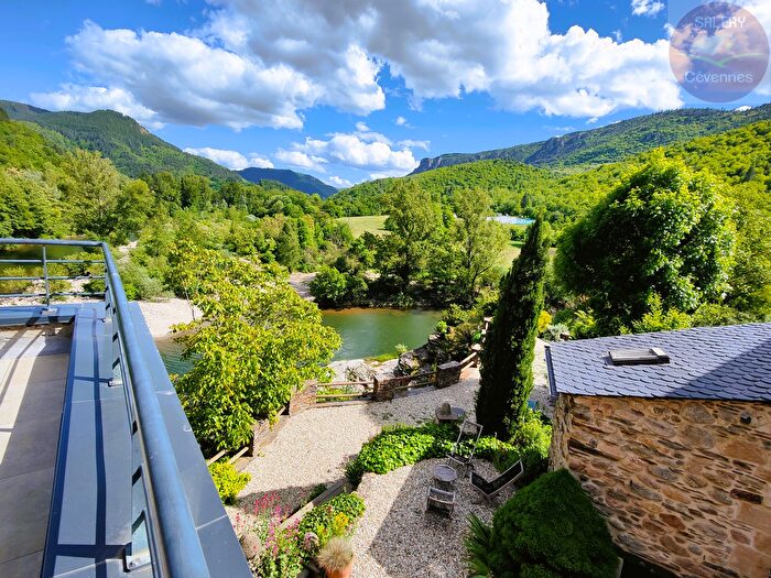Maison 7 pièces à Florac, à vendre