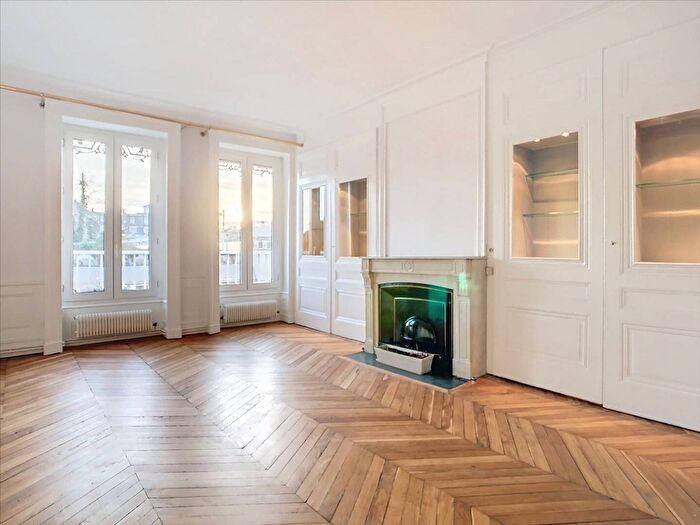 Ainay, Lyon 2ème arrondissement - Appartement 3 pièces à louer