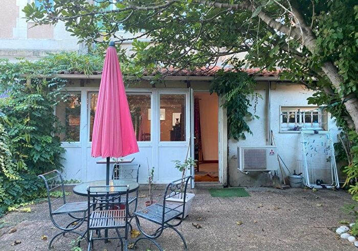 Appartement 3 pièces à vendre - Périgueux, Centre-ville, La Gare, Saint-Martin