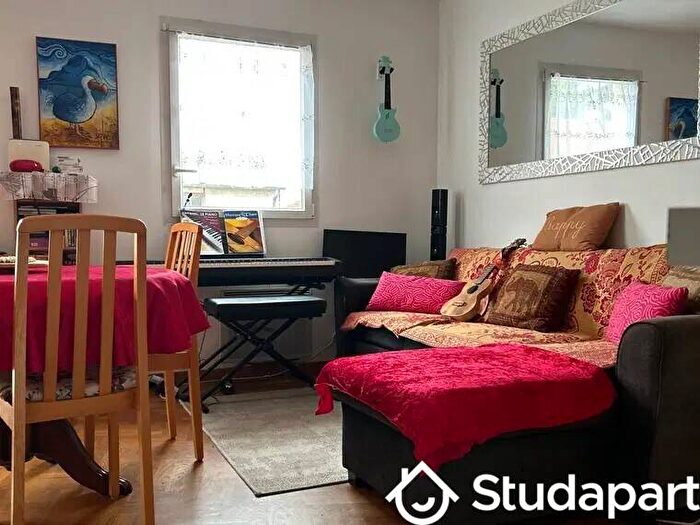 Appartement à louer - Les Naquettes-Les Bournouviers, Herblay-sur-Seine - 1 pièce - 2 chambres