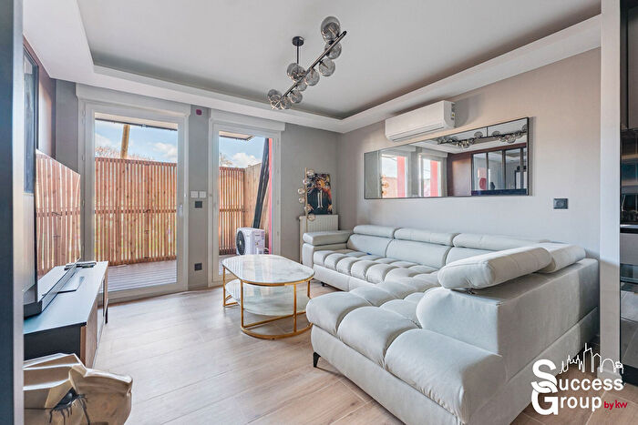 Appartement à vendre - Bron - 2 pièces - 1 chambre