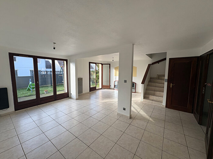 Maison à vendre - Ostwald - 5 pièces - 4 chambres