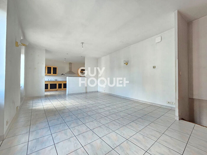Rillieux-la-Pape, Perica, Village : Appartement 3 pièces à vendre