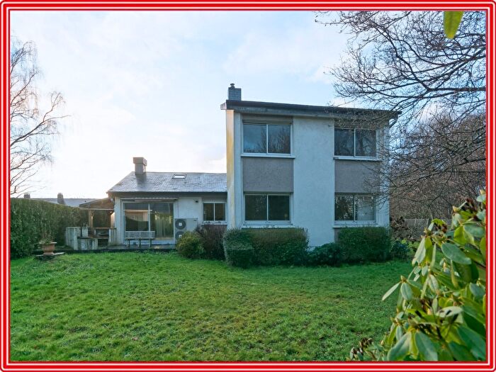 Maison à vendre - Saint-Laurent-de-Brèvedent - 6 pièces - 5 chambres