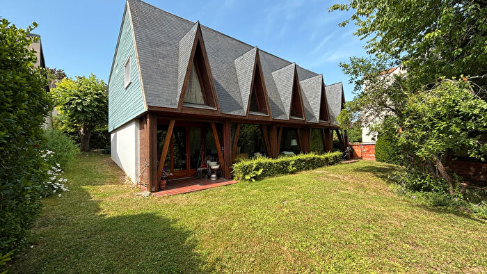 Maison 4 pièces à Saint-Germain-en-Laye, Pontel, Schnapper, Sous-préfecture, à vendre