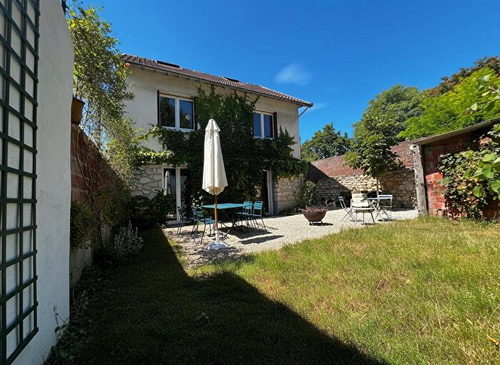 Maison 5 pièces à louer - Vieux Pont, Nanterre