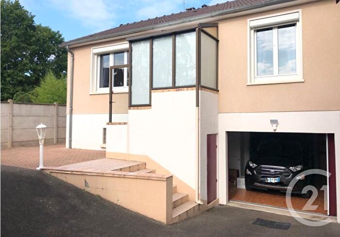 Maison à louer - Chartres, La Madeleine - 4 pièces - 3 chambres