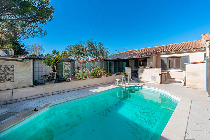 Maison à vendre - Carpentras - 5 pièces - 2 chambres