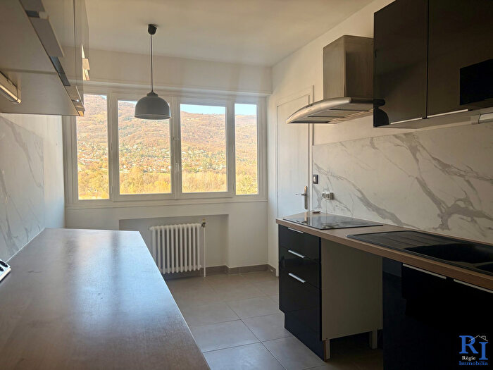 Appartement à vendre - Échirolles, Bayard, La Luire, Vicose, Comboire - 5 pièces - 3 chambres