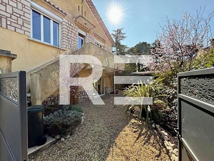Maison à vendre - Alès, Prairie, Promelles, Fb du Soleil - 6 pièces - 4 chambres