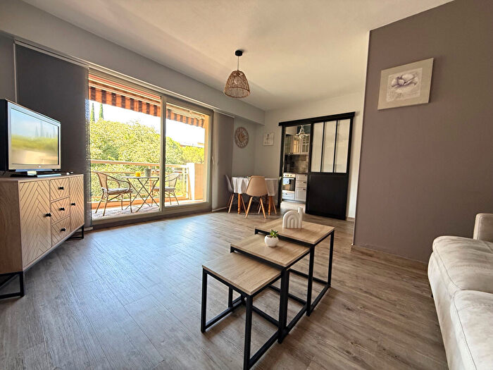 Saint-Raphaël, Les Arênes : Appartement 1 pièce à louer