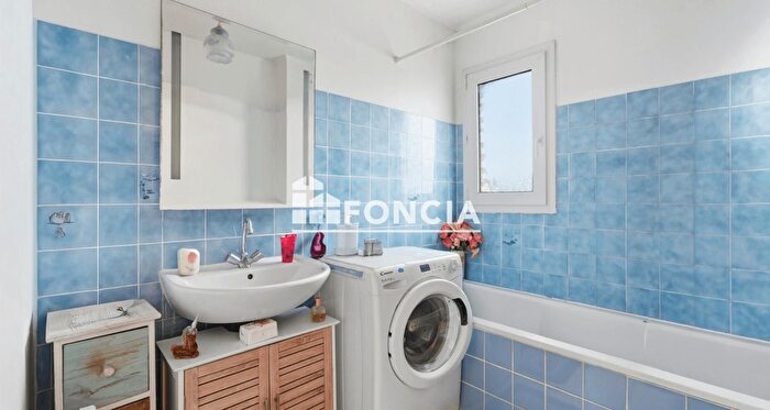 Appartement à vendre - Cagnes-sur-Mer, Le Cros de Cagnes, Les Vespins - 2 pièces - 1 chambre