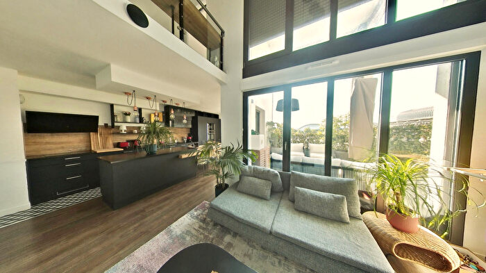 Asnières-sur-Seine, Gresillons, Voltaire : Appartement 2 pièces à vendre