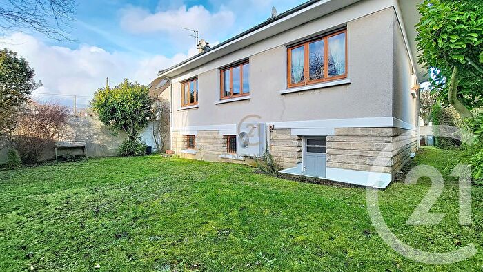 Maison à vendre - Champs-sur-Marne, Bords de Marne - 5 pièces - 3 chambres