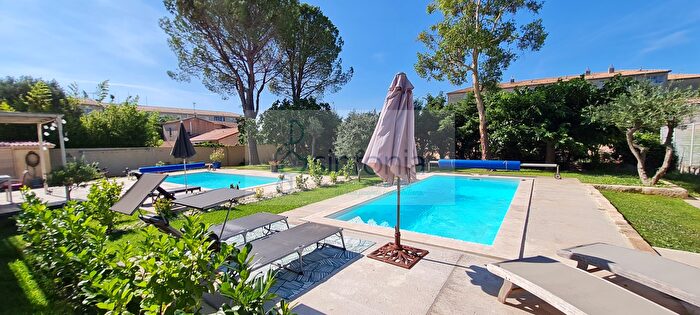 Maisons à vendre et appartements à louer - 1