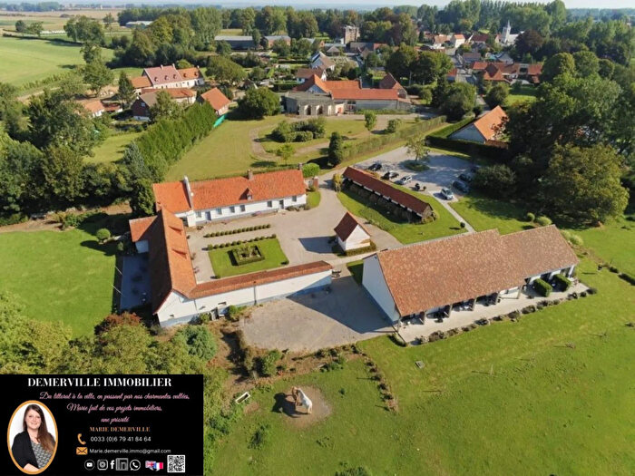 Maison à vendre - Montreuil - 18 pièces - 10 chambres