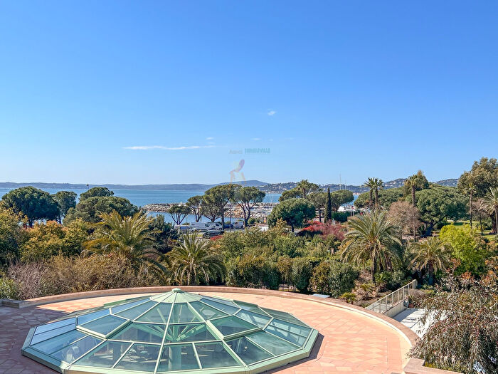 Appartement à vendre - Roquebrune-sur-Argens - 2 pièces - 1 chambre