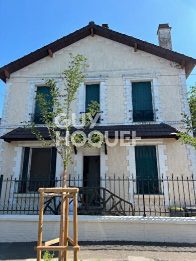 Maison à vendre - Stains, LAvenir - 8 pièces - 4 chambres