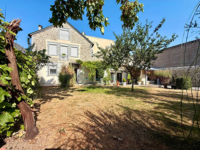 Maison 8 pièces à vendre à Réquista