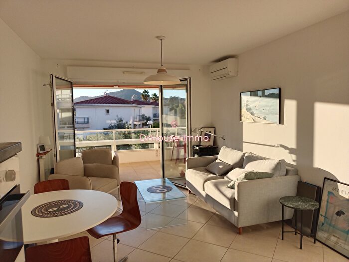 Appartement à vendre - Carqueiranne - 2 pièces - 1 chambre