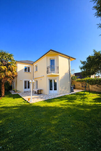 Maison à vendre - Arnouville, Centre-ville - 6 pièces - 4 chambres