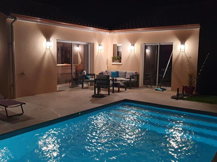 Maison 4 pièces à Naintré, à vendre