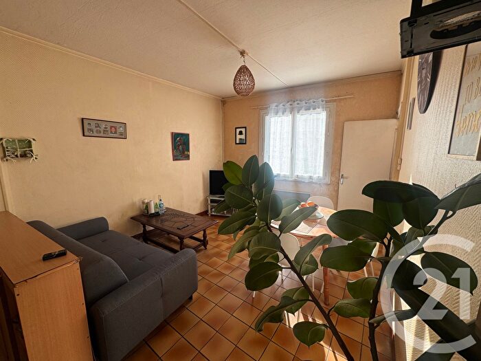 Maison à vendre - Angoulême, Saint-Gelais - 2 pièces - 1 chambre