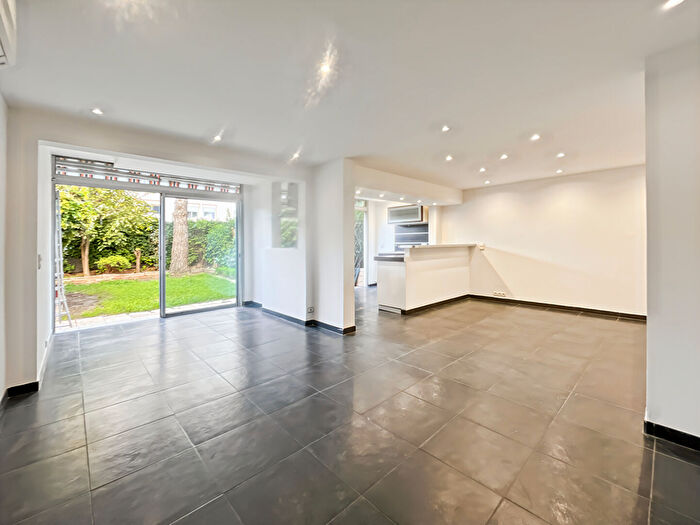 Appartement à louer - Cagnes-sur-Mer, Les Vallières, Le Malvan, Les Travails, La Combe - 3 pièces - 2 chambres