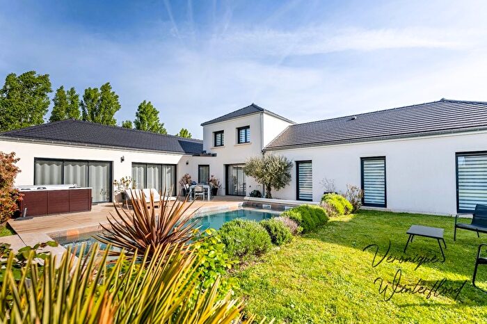 Maison 6 pièces à Gross uvre, Grossoeuvre, à vendre