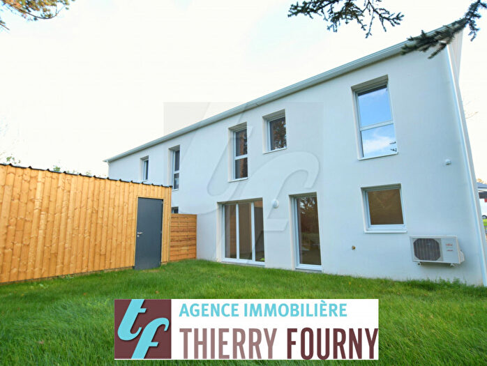 Maison à louer - Héric - 4 pièces - 3 chambres